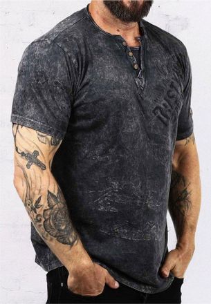 Rusty Neal T-Shirt im coolen Used-Look-Design