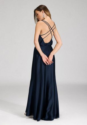 Swing Abendkleid Taillierter Schnitt mit flie&szlig;endem Rockteil