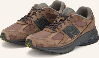 New Balance Sneaker 2010 braun