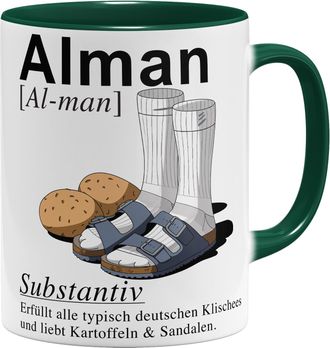 OM3 lustige Kaffee-Tasse mit Spruch - Alman - Typisch Deutsch Sandalen Kartoffeln Socken meme I - Keramik Becher - 325ml - Beidseitig Bedruckt - Grün