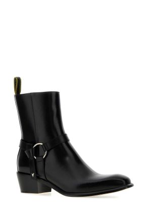 Fendi Vitello Abrasivato Ankle Boots - Black