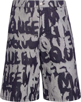 Alexander McQueen HOSEN & R&Ouml;CKE - Jeansshorts auf YOOX.COM