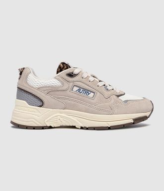 Autry Baskets Hyperway Low Sueme Pon Marshmallow Leo