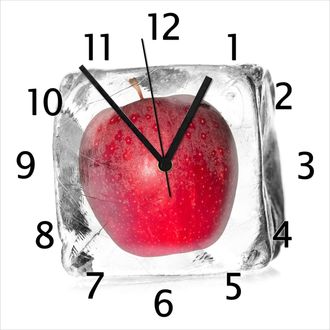 Wallario Design-Wanduhr Roter Apfel in Eiswürfel - Eiskaltes Obst aus Glas, Motiv-Uhr Größe 30 x 30 cm, Schwarze Zeiger