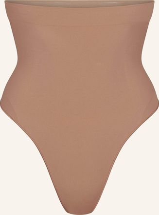 SKIMS Skims Shape-String Seamless Sculpt beige