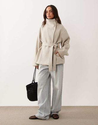 Gina Tricot Gina Tricot - Veste courte en laine avec col montant - Beige clair-Neutre