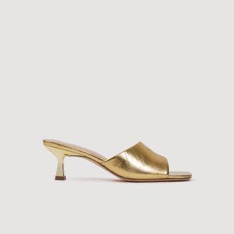 Sandro Mules mit Absatz aus Metallicleder