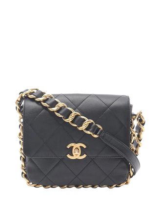 Chanel petit sac port&eacute; &eacute;paule Chain Flap en peau dagneau matelass&eacute;e (2021-2025) - Noir