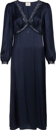 Petite Mendigote Robe col V &agrave; d&eacute;tails dentelle Lolita