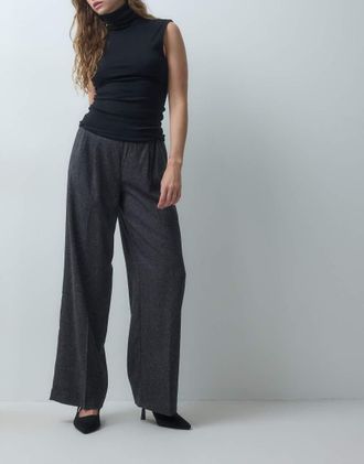 Object pantalon de costume pliss&eacute; &agrave; jambes larges en noir chin&eacute;