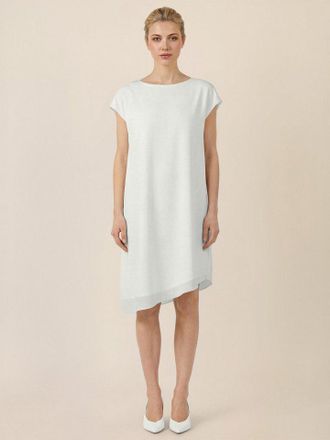 Apart Brautkleid mit asymmetrischem Saum
