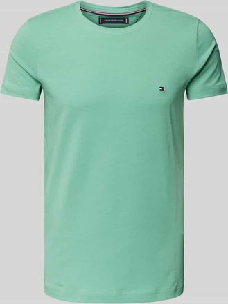 Tommy Hilfiger Slim Fit T-Shirt mit Logo-Stitching