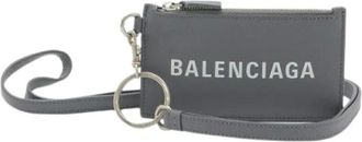 Balenciaga Pre-owned &Eacute;tui &agrave; cartes en cuir Cash - Femme - Pre-owned - Gris - Taille: ONE Size