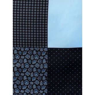 Au Printemps Paris Carr&eacute; de soie