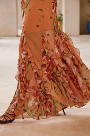 Lipsy Maxikleid Lipsy Ausgestelltes Maxikleid mit Volants, Regular (1-tlg)