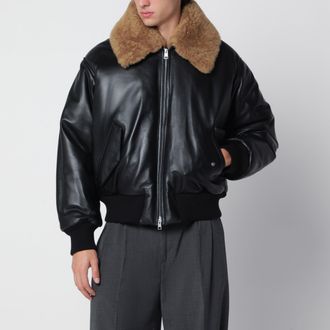 Ami Wattierte schwarze Jacke aus Lammleder