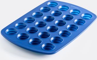 COOX 24er Muffinform in Blau - Antihaft Muffinblech aus Silikon f&uuml;r Perfekte Mini-Muffins & Cupcakes - Sp&uuml;lmaschinenfest & Hitzebest&auml;ndig