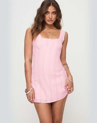 Princess Polly Dasha - Robe courte en coton majoritaire &agrave; d&eacute;tails festonn&eacute;s - Rose