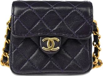 Chanel 1989-1991 micro gesteppte Schultertasche mit Kettenriemen - Violett