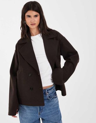 Only Nur Oversize-Passform kurze Jacke in Schokobraun
