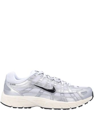 Nike baskets P-6000 à empiècements en mesh - Argent