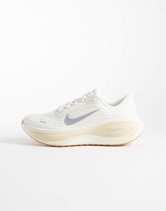 Nike Vomero Plus - Baskets - Blanc cass&eacute; et argent&eacute;