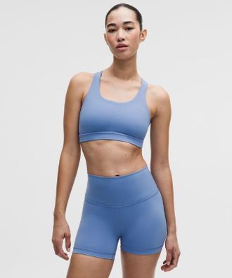 lululemon Brassi&egrave;re Wunder Train avec dos en maille Maintien moyen, bonnets B/C pour Femmes - Bleu - Taille 10