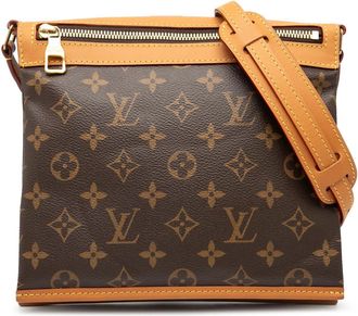 Louis Vuitton Hobo Bags - Monogram Saumur Messenger PM - Gr. unisize - in Braun - f&uuml;r Damen