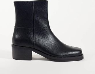 Asos Stiefel mit Absatz und Rei&szlig;verschluss in genarbtem Schwarz