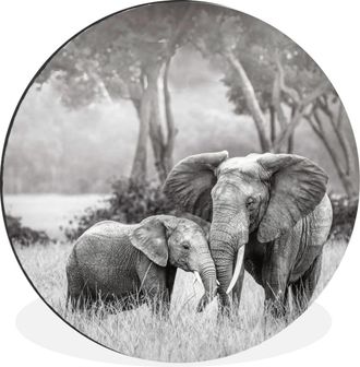 MuchoWow Wandbild Rund Wanddeko Deko Wohnzimmer Bilder 60x60 cm Elefantenbaby mit seiner Mutter in schwarz-wei&szlig;