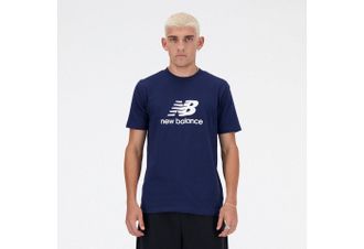 New Balance T-Shirt SPORT ESSENTIALS LOGO T-SHIRT (1-tlg)