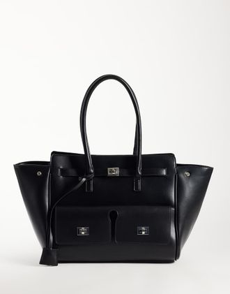 Gina Tricot Gina Tricot gro&szlig;e Tote-Bag aus Kunstleder mit Utility-Details in Schwarz