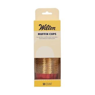 Wilton Muffin Cups Shiny Red 50 St&uuml;ck: Backf&ouml;rmchen f&uuml;r Muffins und Cupcakes, Gl&auml;nzende Metallic-Finish, Auch ideal zum Servieren anderer Leckereien wie Peti