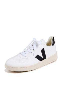 Veja V-10 Sneaker