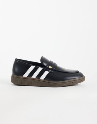 adidas Originals Handball - Loafer in Schwarz und Wei&szlig;