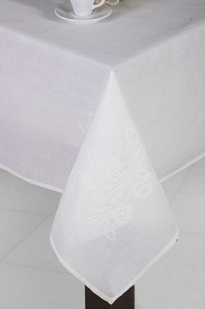 Decoking 140x180 weiß Tischdecke Tischtuch Ornamente Form pflegeleicht praktisch elegant Baumwolle-ähnlich Julia