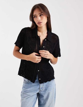 Levi's Susanna - H&auml;kel-Hemd in Schwarz mit Blumenmuster