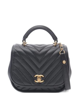 Chanel mini sac à bandoulière à chevrons (2017) - Noir