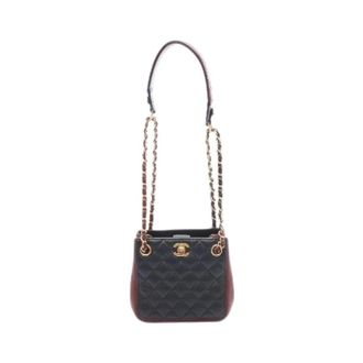 Chanel Pre-owned Matelasse Small Bucket Lambskin Shoulder Bag - - Pre-owned - Damen - Schwarzk - ONE SIZE