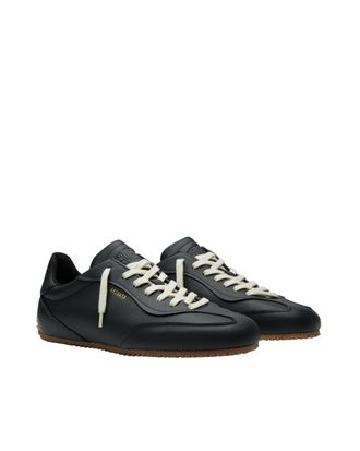 Axel Arigato Mens Sneakers Daze Runner Black-Gum Trainers Black/gum