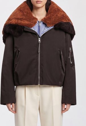 Loewe Patchwork-Bomberjacke von aus Shearling und technischem Gewebe mit Matrosenkragen