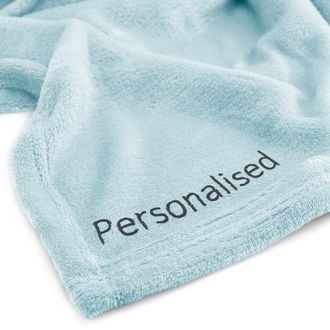Decoking Personalisierte Kuscheldecke 200x220 cm Hellblau Decke mit Namen Bestickt Microfaser Tagesdecke Fleece Mic