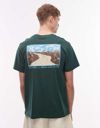 Rhythm Scramble - T-Shirt in Tannengr&uuml;n