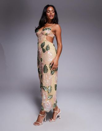 Asos Robe longue orn&eacute;e de perles avec motif roses - Cr&egrave;me-Blanc