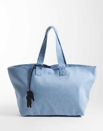 Lacoste Grand cabas avec breloque croco - Bleu clair