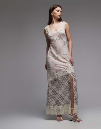 Asos Kariertes Maxikleid in Rosa mit asymmetrischem Saum und Spitzen&auml;rmeln-Schwarz