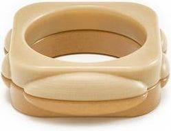 La Manso 2 bracelets compromiso Cocha Ostra