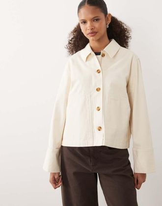 Barbour Aylesby - Leichte Hemdjacke in Ecru-Wei&szlig;