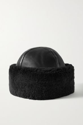 Toteme M&uuml;tze Aus Shearling - Schwarz