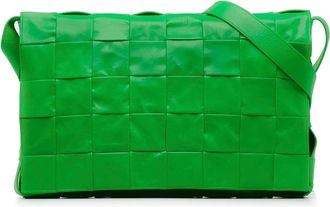 Bottega Veneta Hobo Bags - Maxi Paper Calfskin Intrecciato Cassette Crossbody - Gr. unisize - in Gr&uuml;n - f&uuml;r Damen